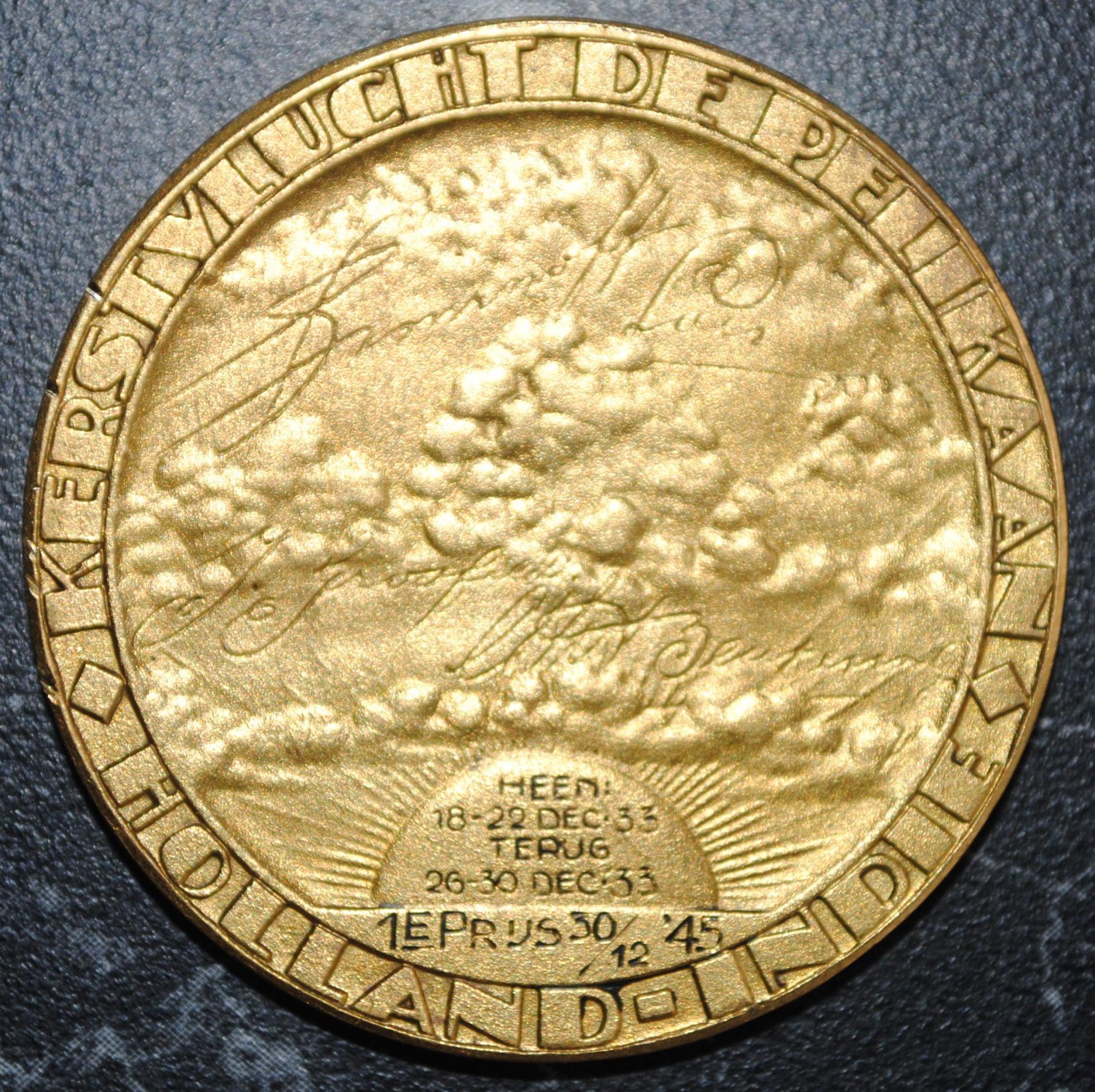 2 penningen KLM 1919-1989 - Pagina 2